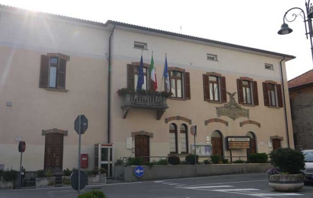 Cercasi sponsor per stampare 600 pagine di storia di Paladina