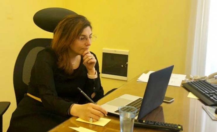 Cosa ha detto di tanto strano la ministra Laura Castelli?